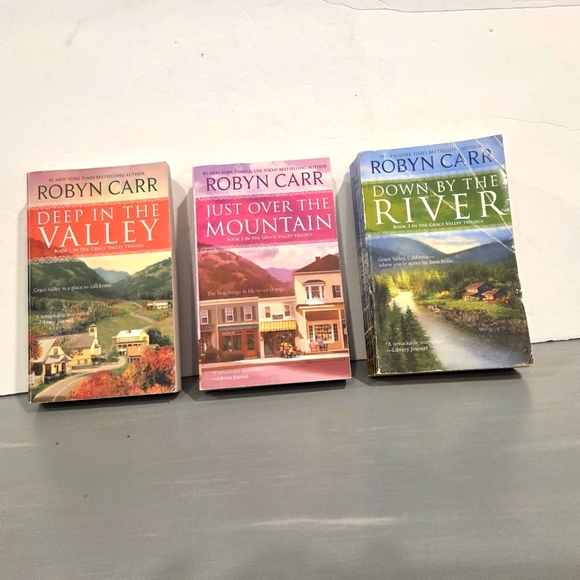 bestseller | Other | Robyn Carr In The Grace Valley Trilogy 3 Paperback Book Set Romance Drama ...